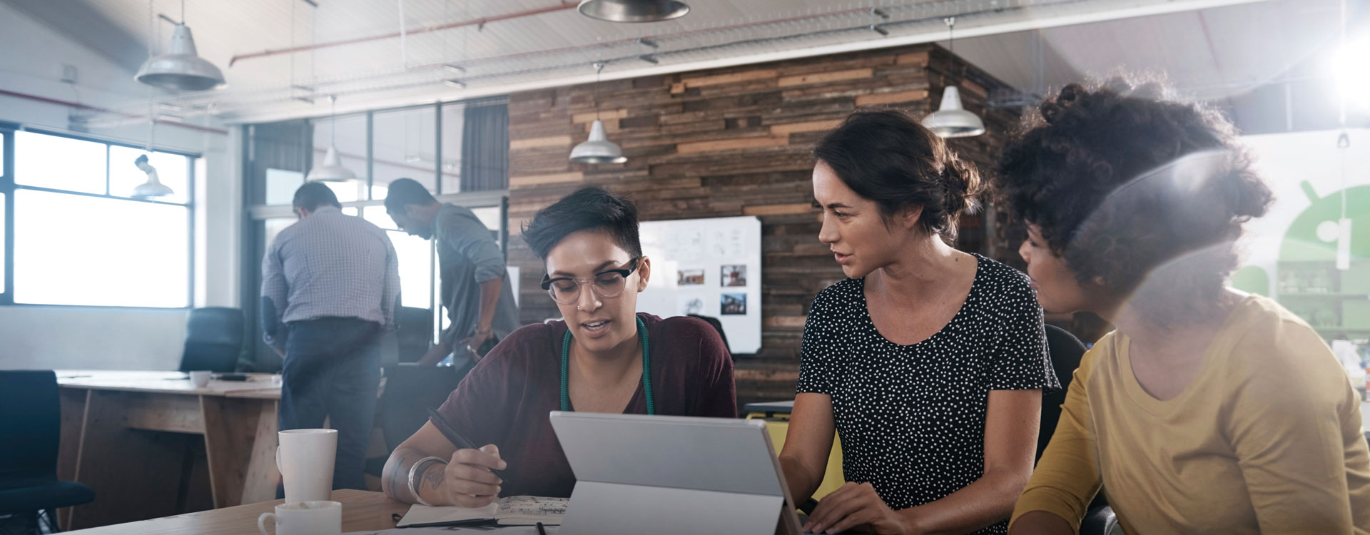 Learn English | ESL Course Online in Canada | AOLCC